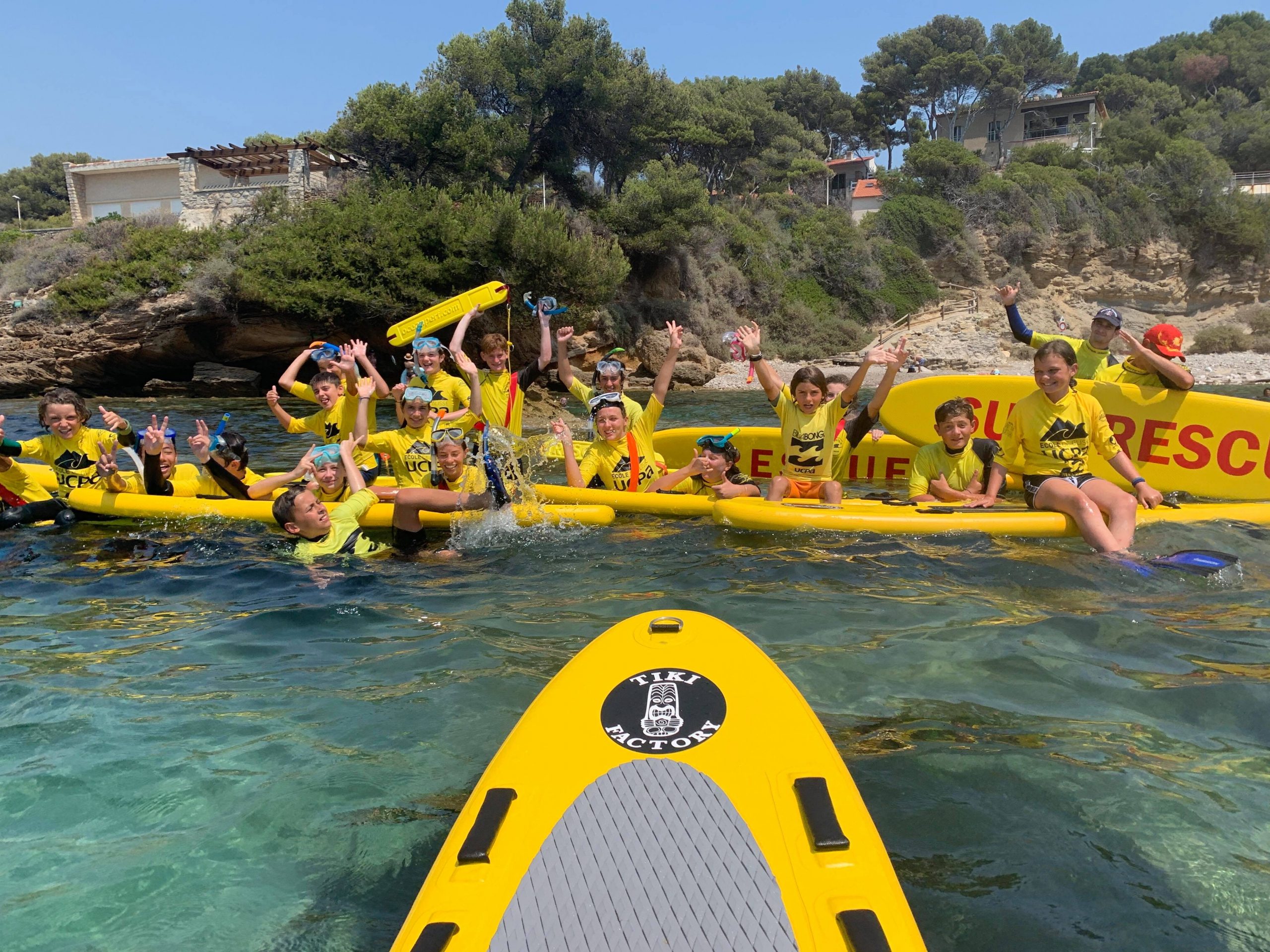 TIKI FACTORY RESCUE ~ PLANCHE DE RESCUE 320 / 10'6 GONFLABLE